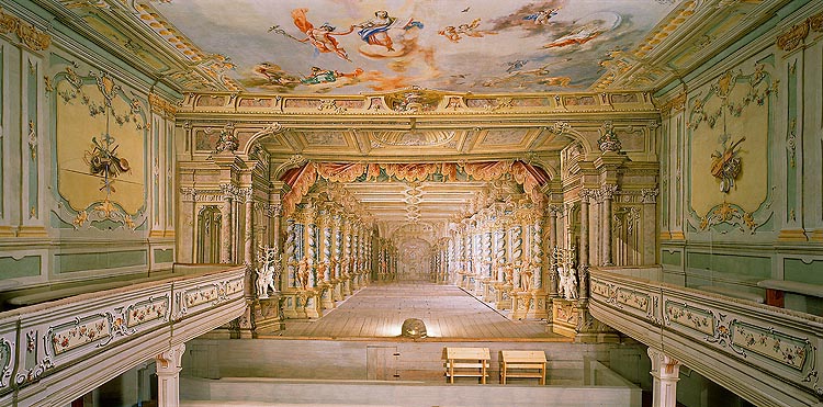 French Renaissance Theater